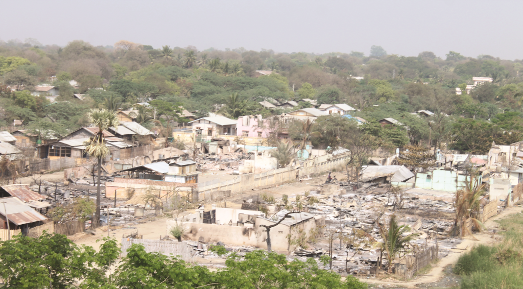 Physicians for Human Rights - Massacre in Central Burma